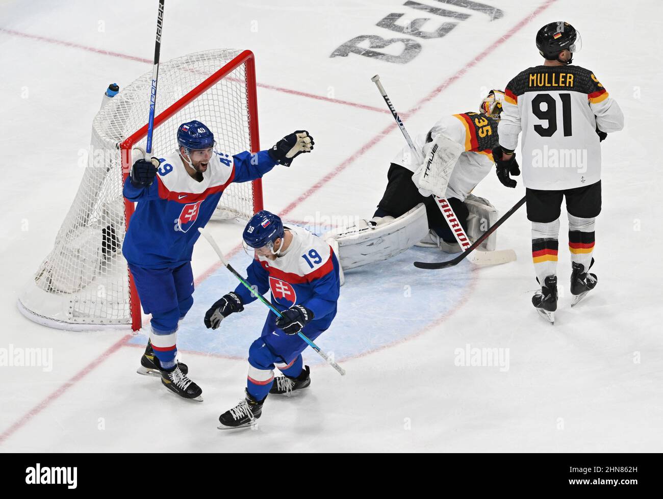 Peking, China. 15th Feb, 2022. Olympics, ice hockey, quarterfinal ...