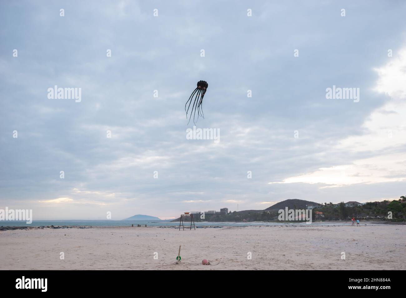 Octopus hot air balloon hi-res stock photography and images - Alamy