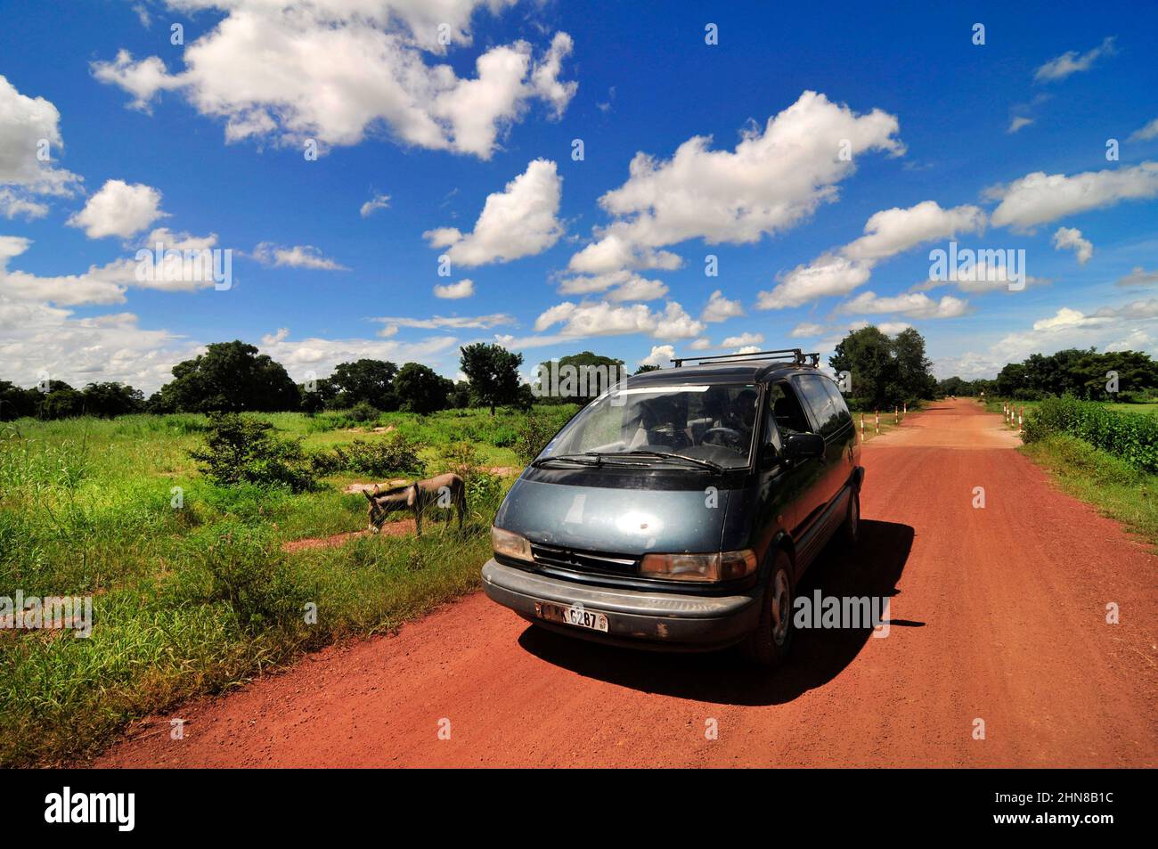 Toyota previa hi-res stock photography and images - Alamy