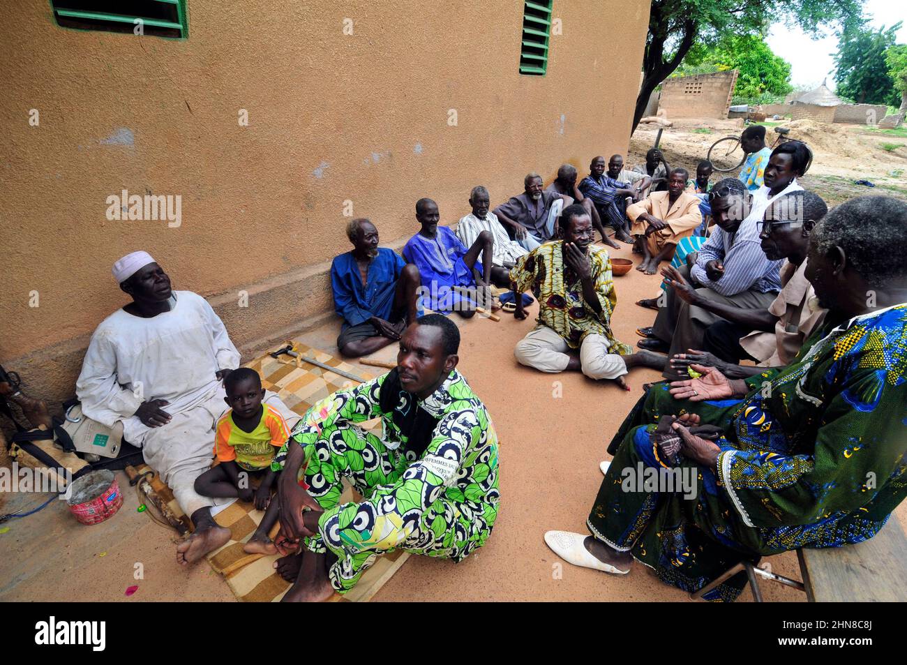 Elderly mossi men hi-res stock photography and images - Alamy