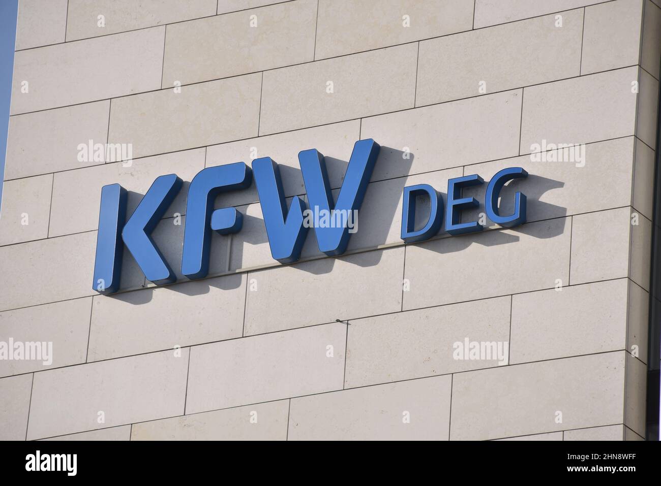 Kfw logo hi-res stock photography and images - Alamy
