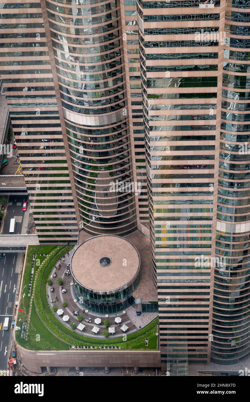 Commercial square glass buildings hi-res stock photography and images ...