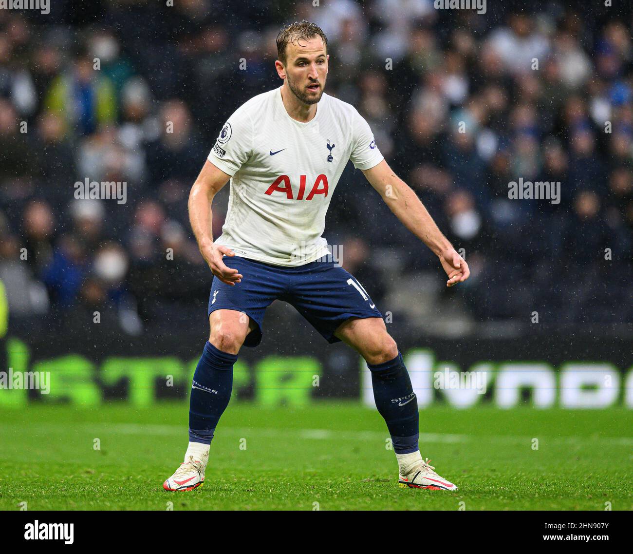 Harry kane 2022 wolves hi-res stock photography and images - Alamy