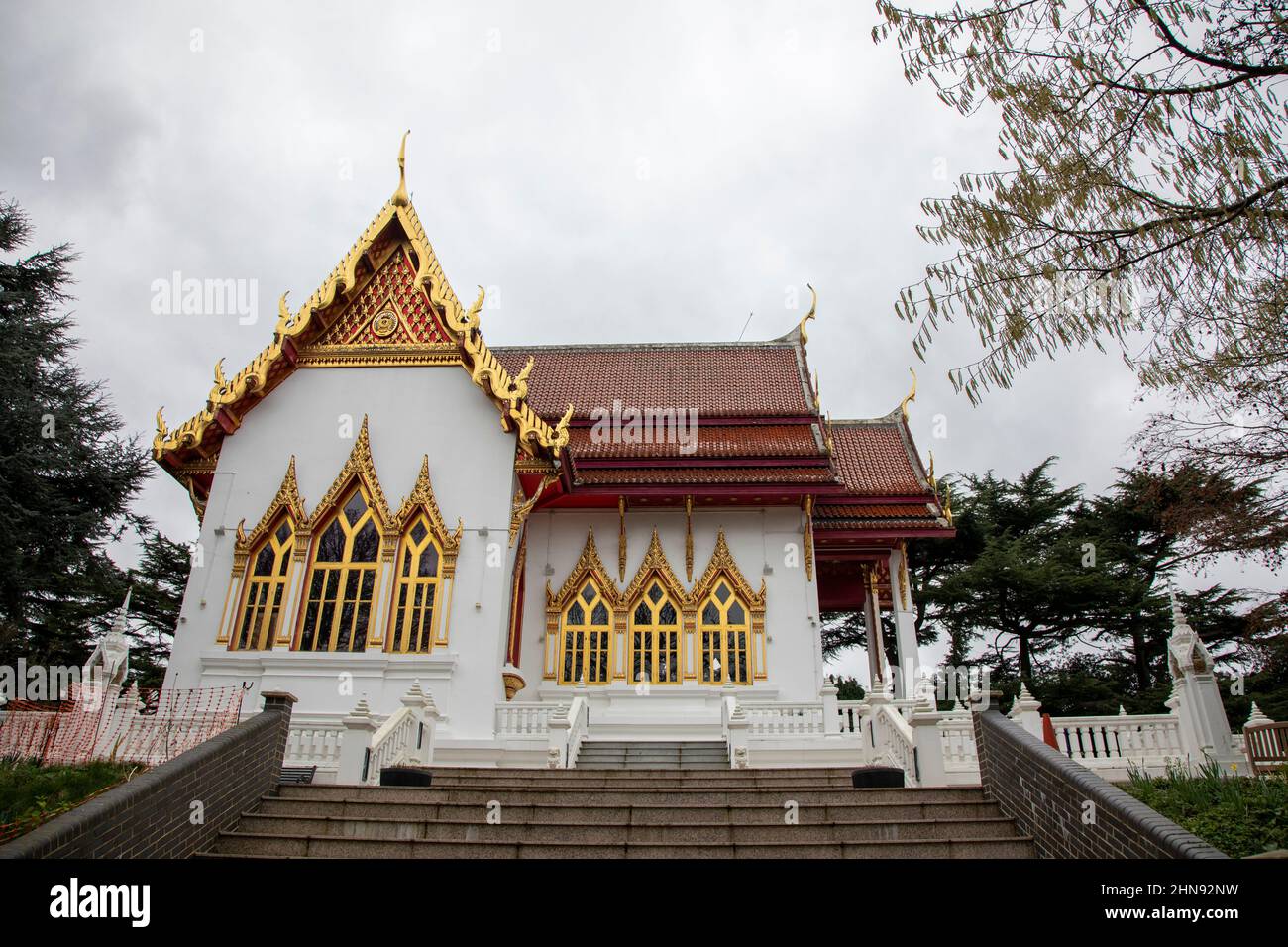 Wat Buddhapadipa, Thai Buddhist temple, Wimbledon, London, UK Stock ...