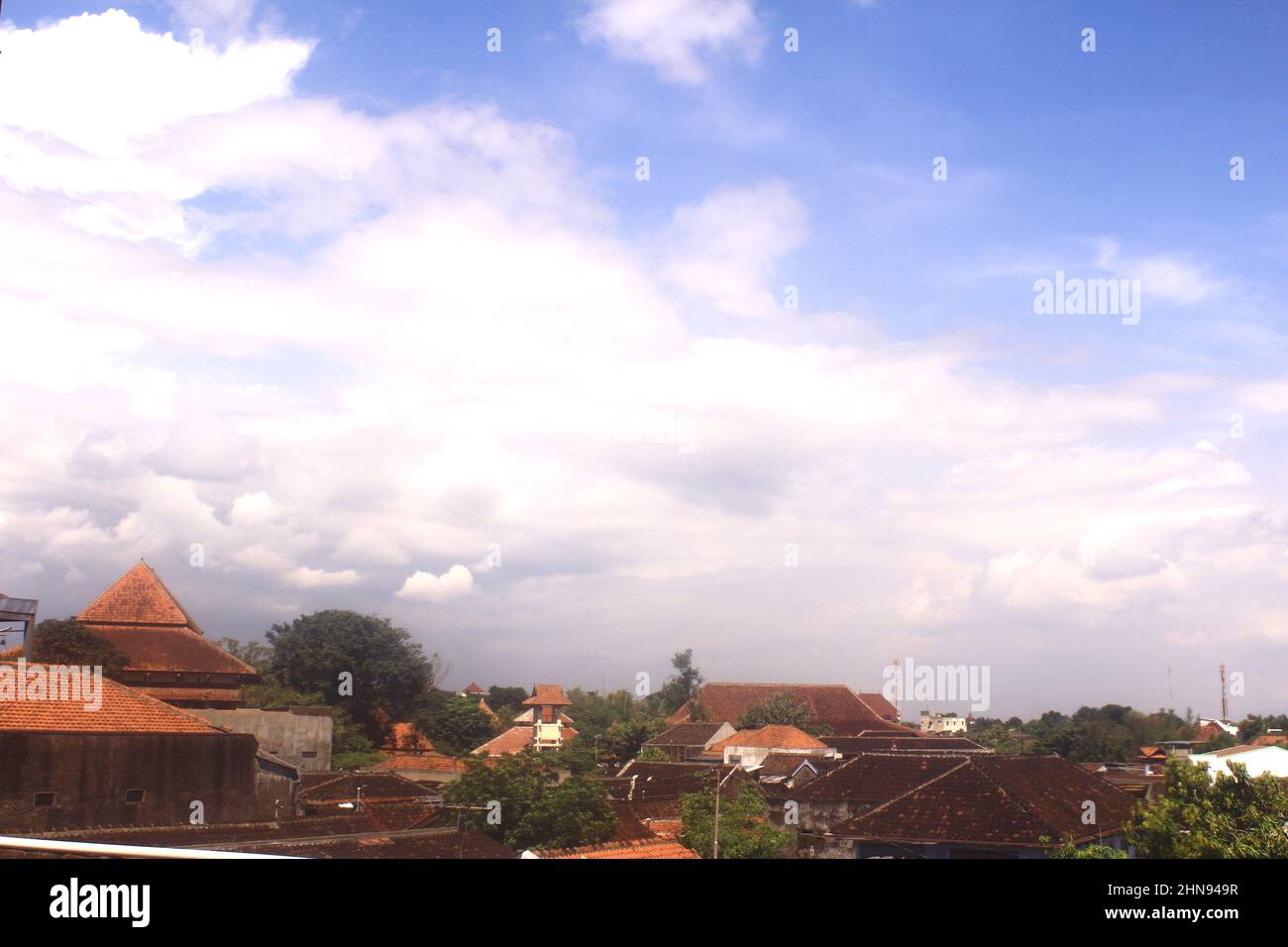 Cloud view wallpaper hi-res stock photography and images - Alamy