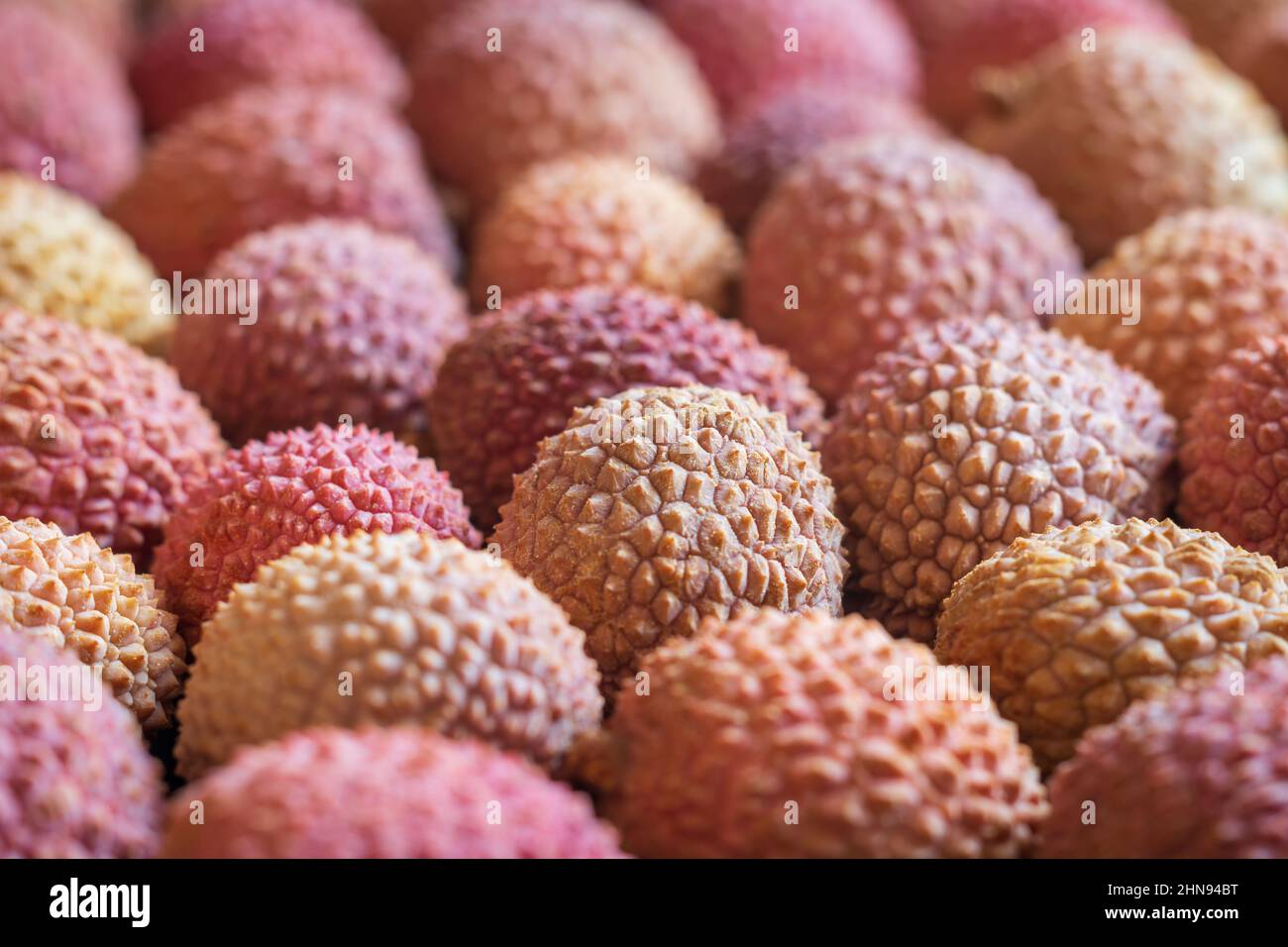 fresh ripe lychee fruits background Stock Photo - Alamy
