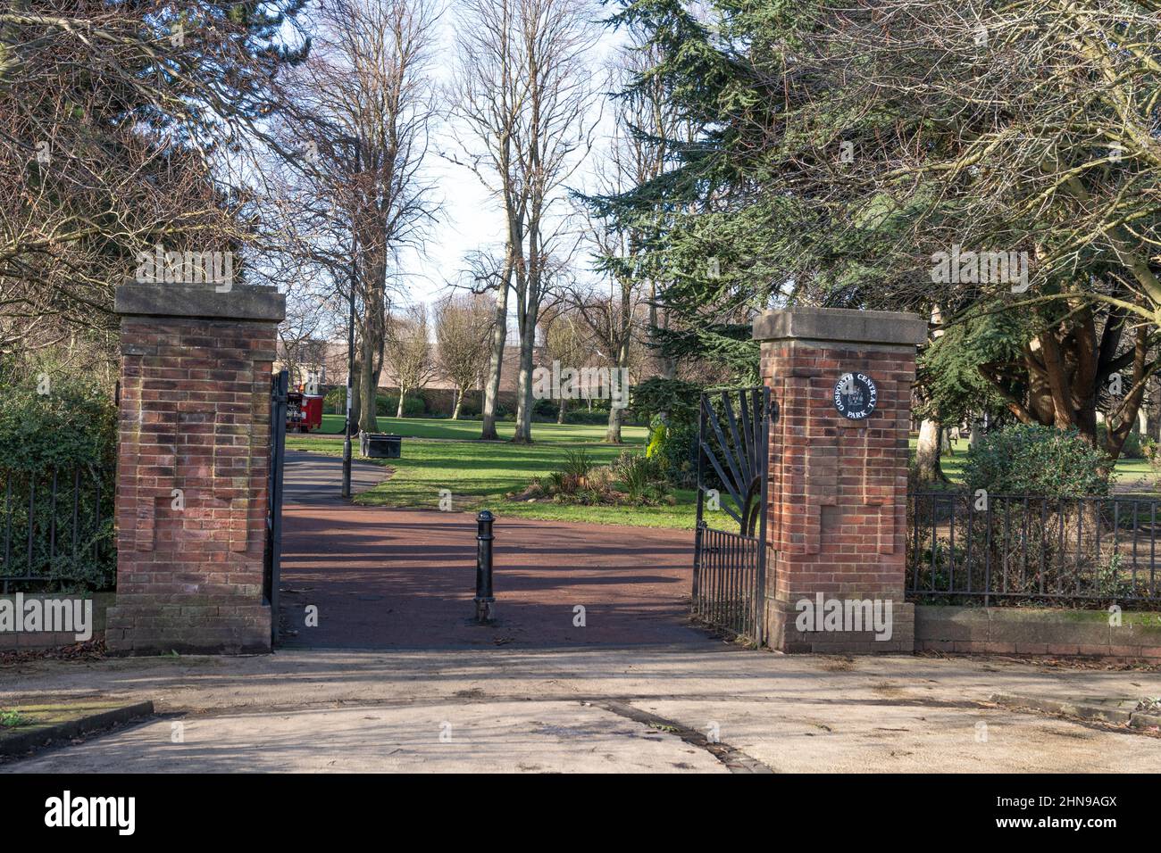 Central park walking paths hi-res stock photography and images - Alamy