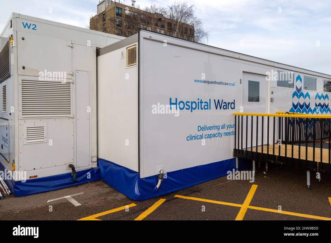 Hospital Ward temporary NHS building. Vanguard Health Care, Ipswich ...