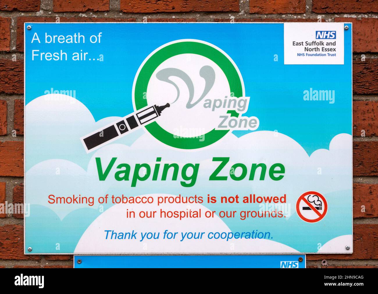 Nhs no smoking notice hi-res stock photography and images - Alamy