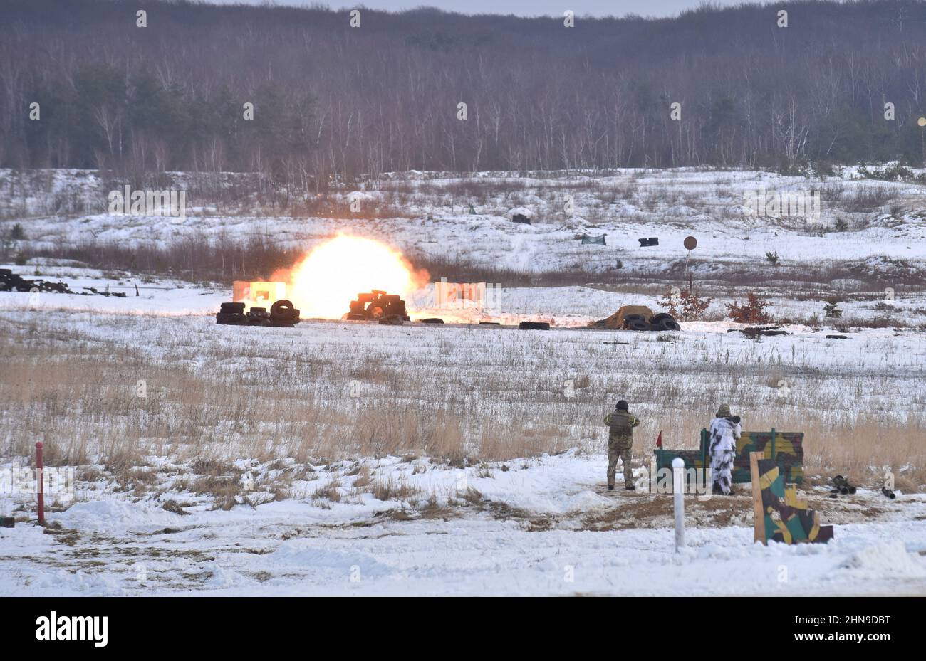 M141 bunker defeat munition hi-res stock photography and images - Alamy