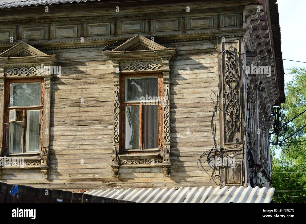 Two story tenement hi-res stock photography and images - Alamy
