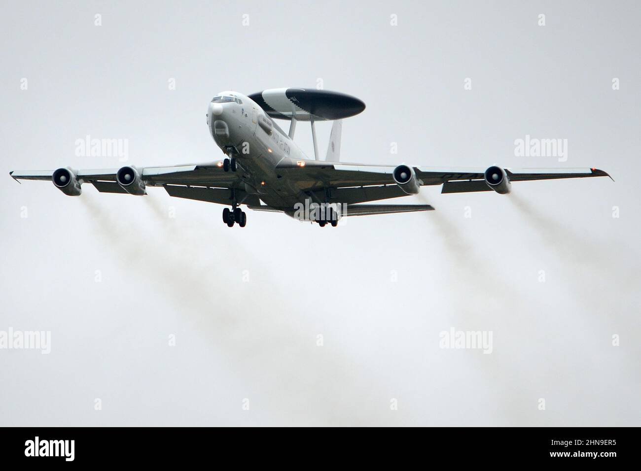 Airborne all weather radar hi-res stock photography and images - Alamy