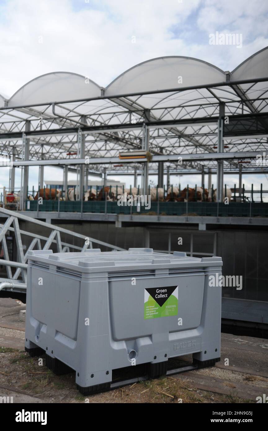Floating farm rotterdam hi-res stock photography and images - Alamy