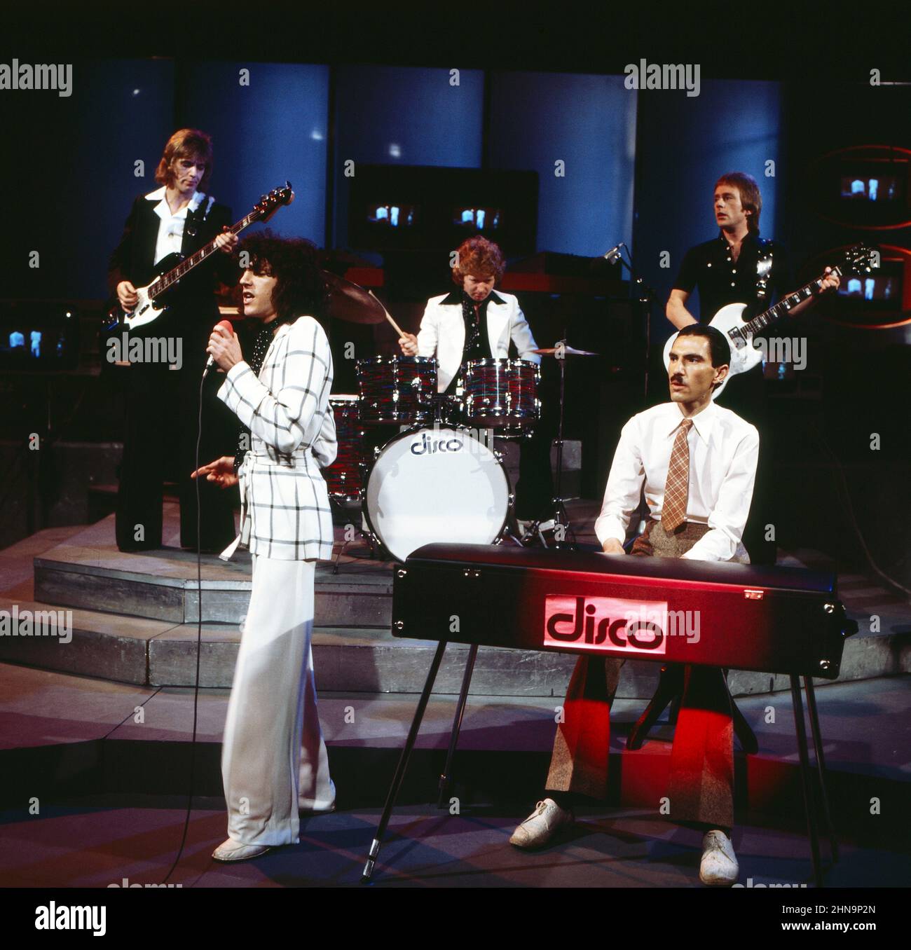 The sparks brothers ron mael hi-res stock photography and images - Alamy