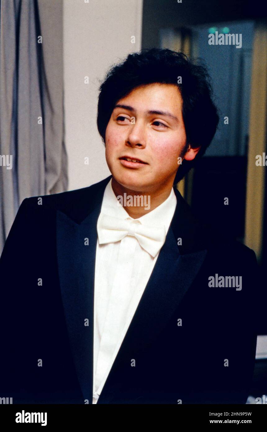 Cesar Gustavo La Cruz, peruanischer Kantor und Pianist der Klassischen ...