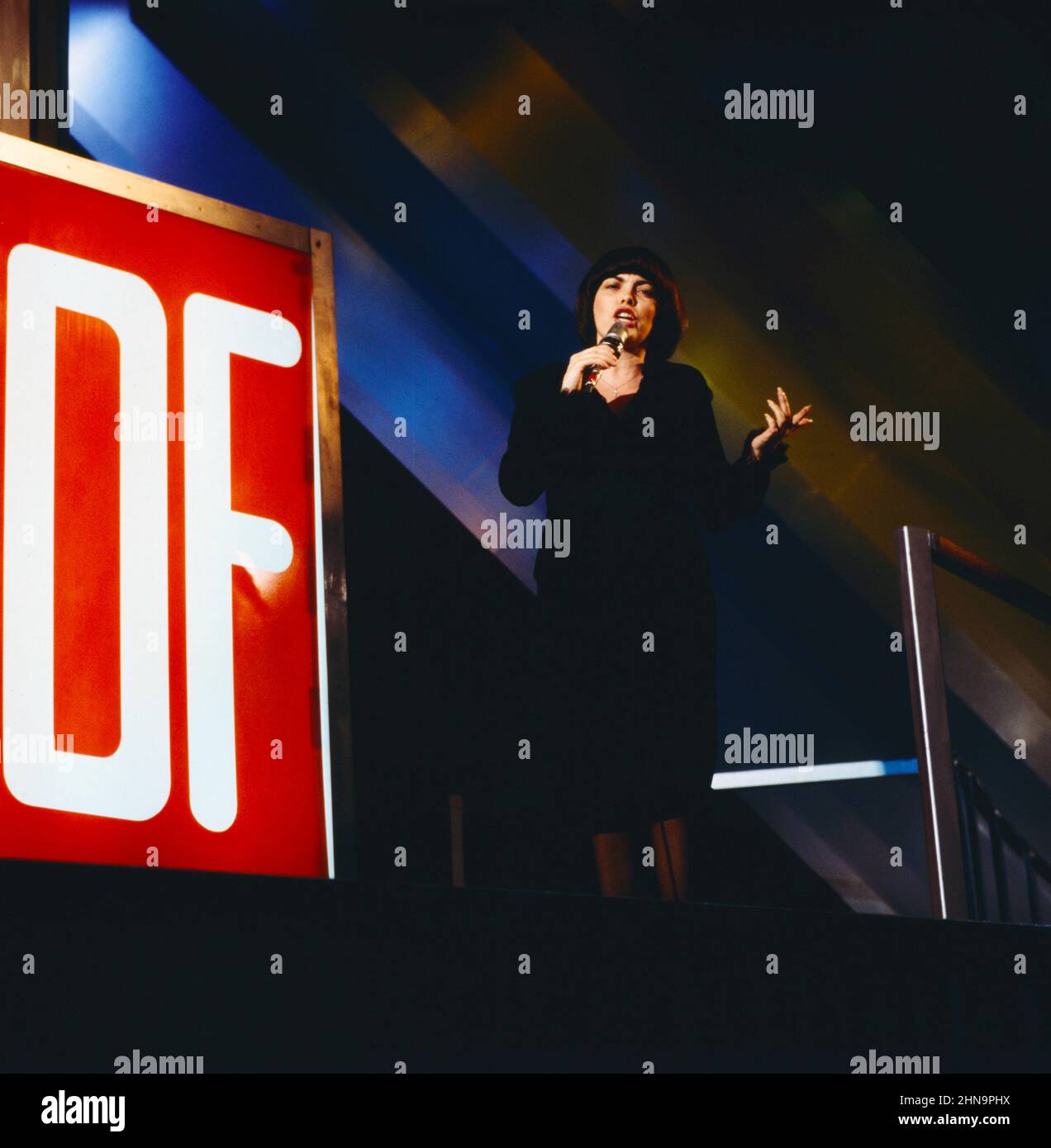 Hitparade, ZDF Musiksendung, Auftritt der französischen Sängerin ...