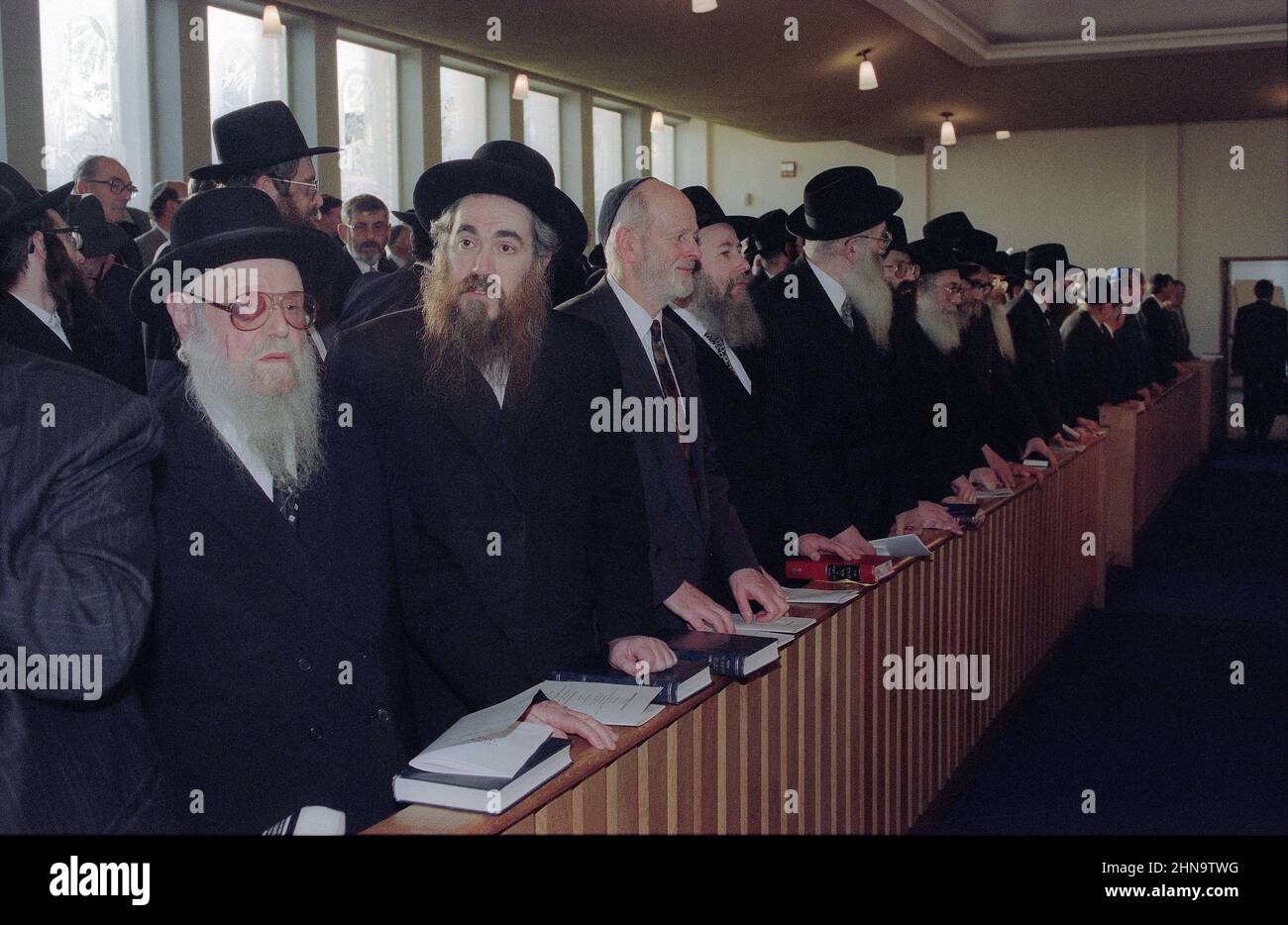 Lord zuckerman hi-res stock photography and images - Alamy