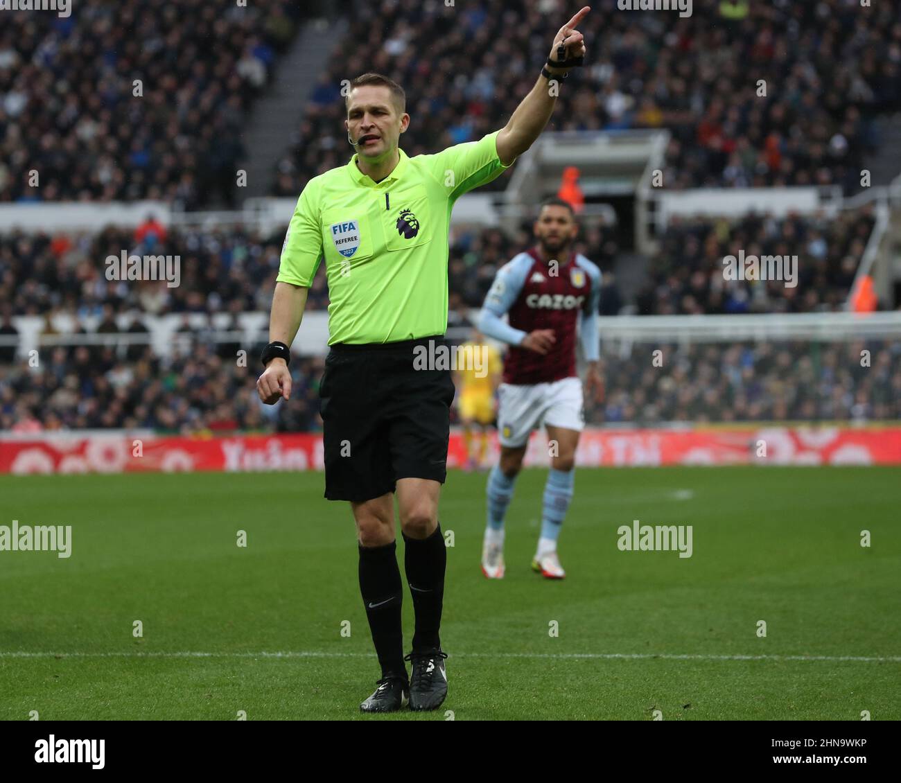 NEWCASTLE UPON TYNE, UK. FEB 13TH Match Referee Craig Pawson during the ...