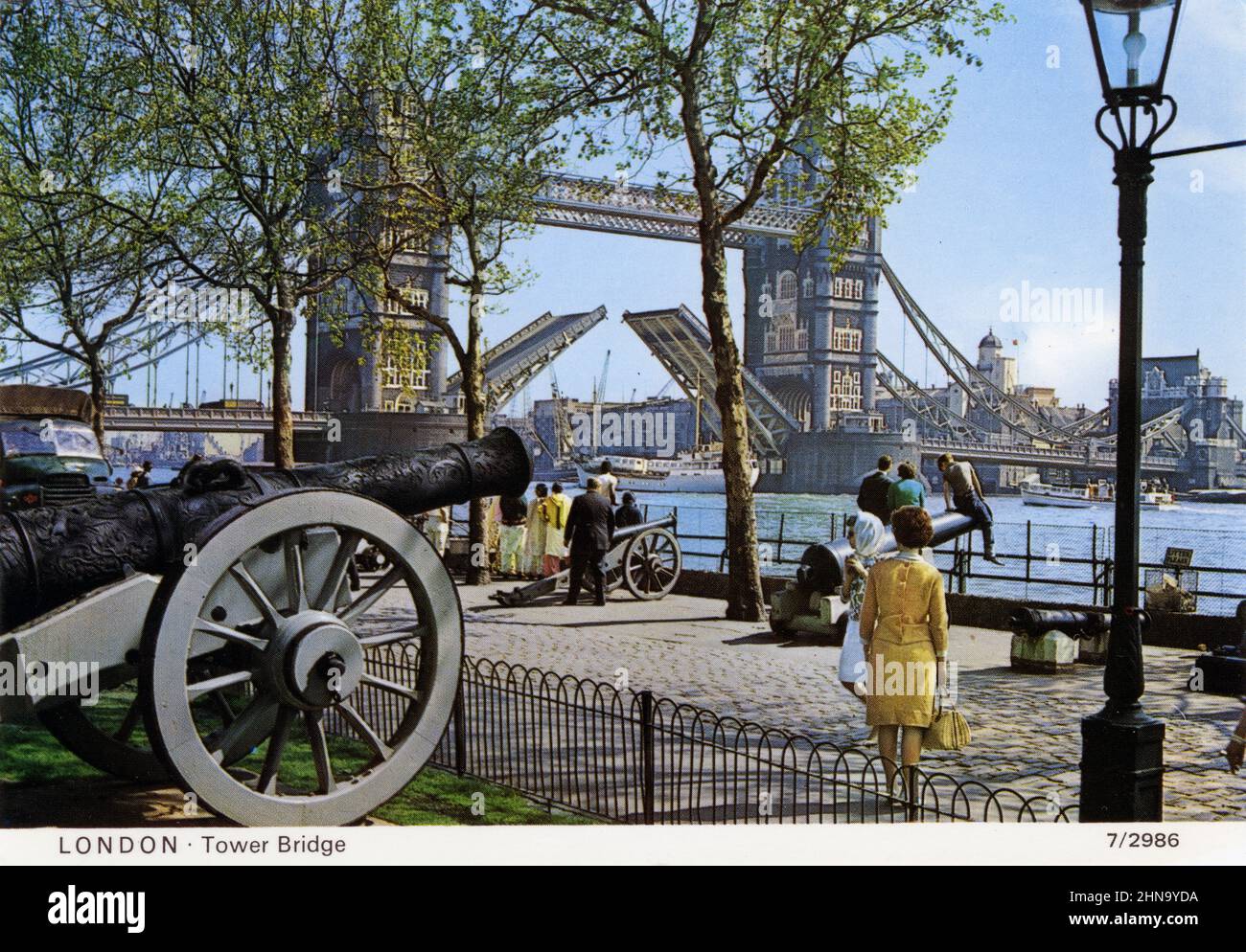 1960s kids uk hi-res stock photography and images - Alamy