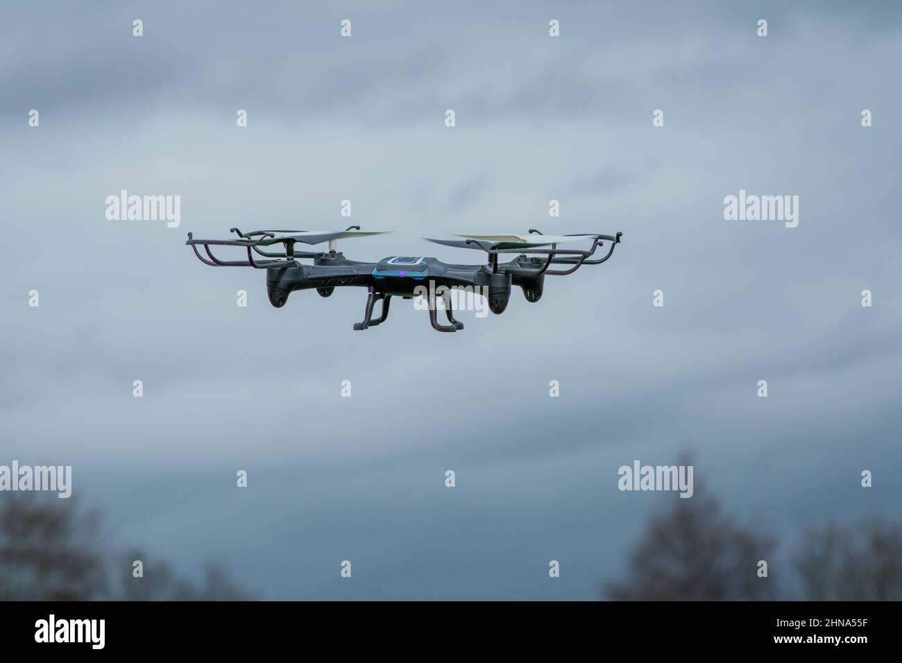 Quad copter hi-res stock photography and images - Alamy