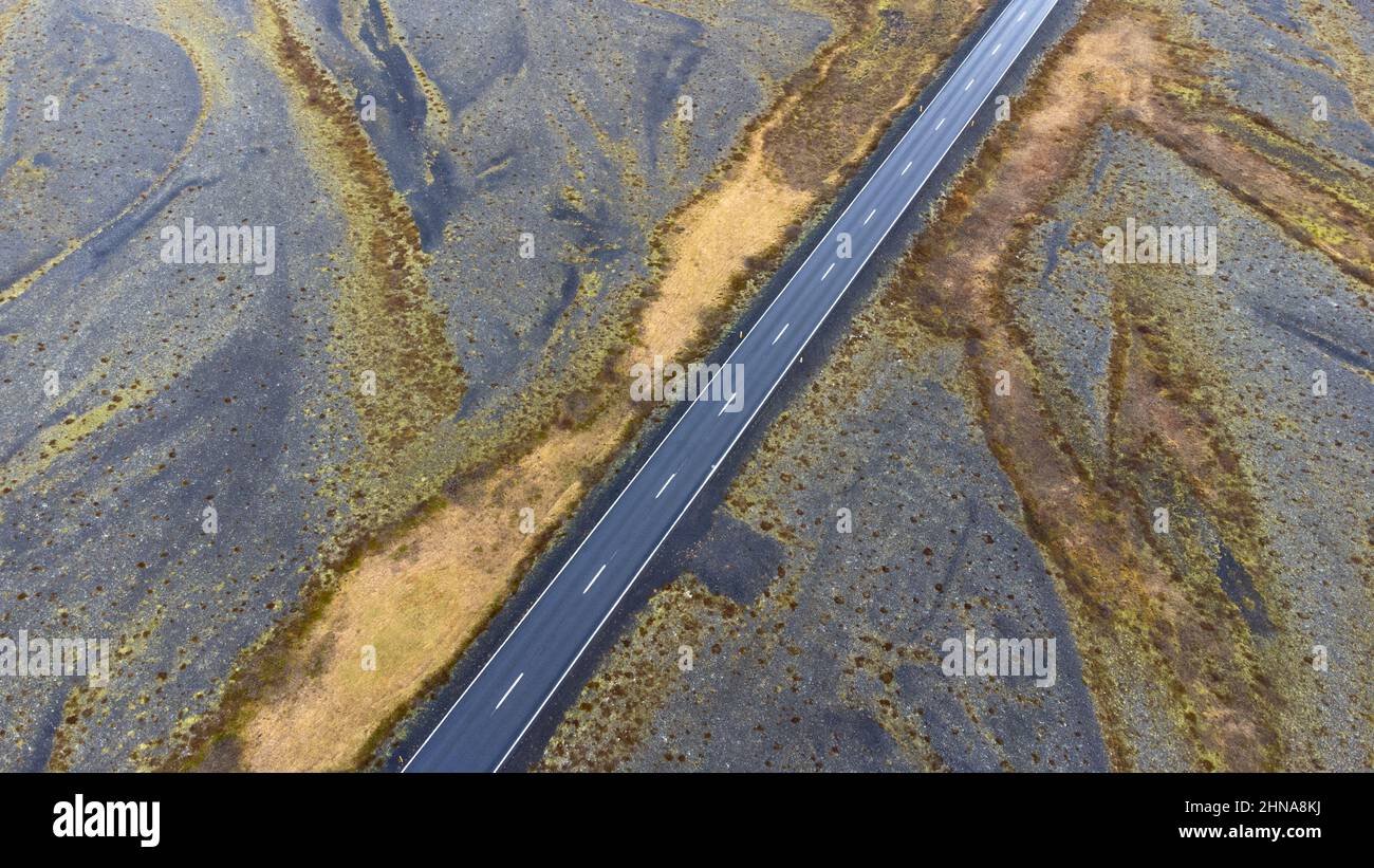 Road from above Stock Photo - Alamy