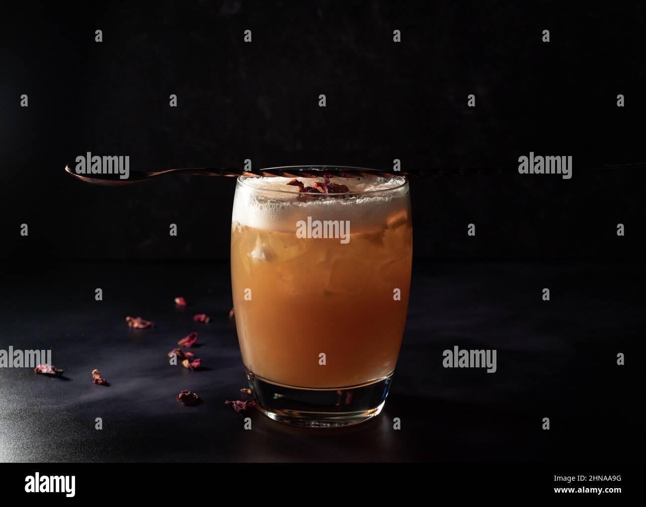 Highball glass hi-res stock photography and images - Alamy