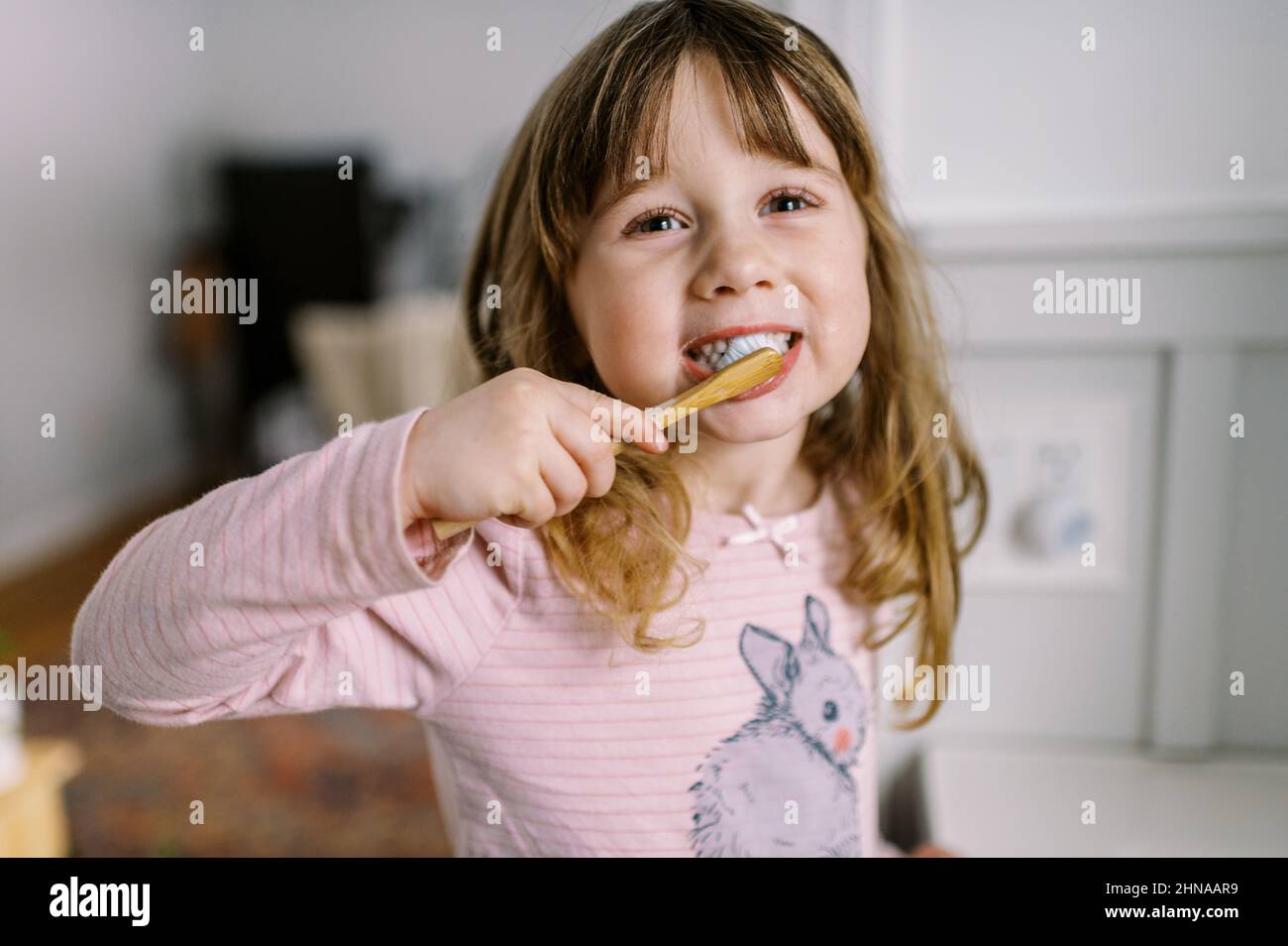 Dental development in children hi-res stock photography and images - Alamy