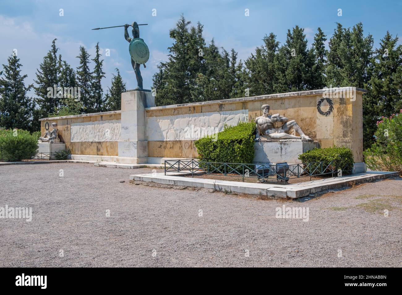 Thermopylae memorial of leonidas hi-res stock photography and images ...