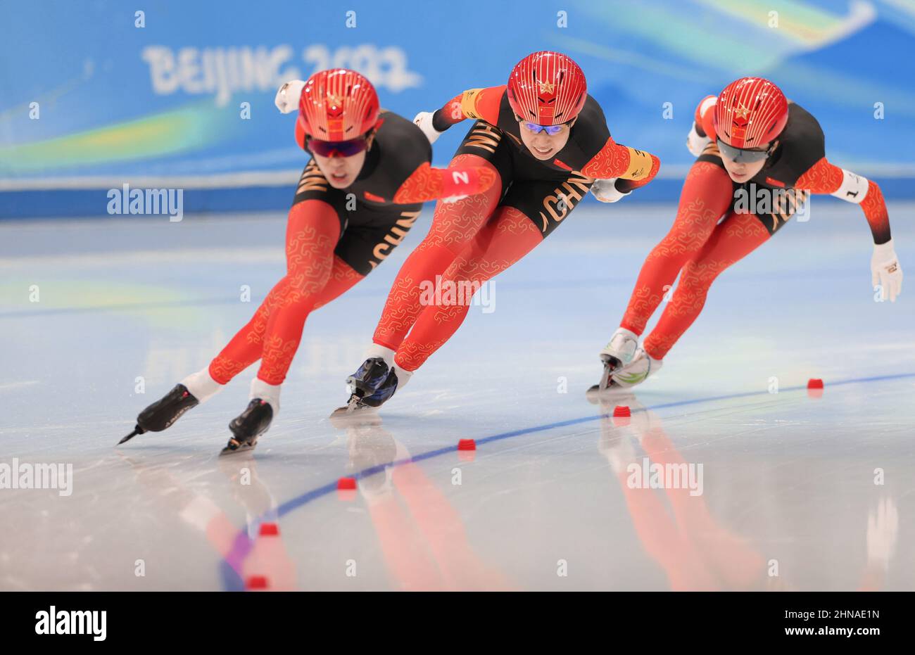 Beijing, China. 15th Feb, 2022. Ahenaer Adake (R), Han Mei (C) and Li ...