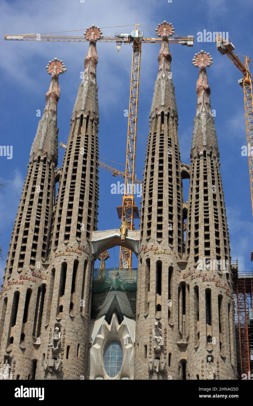 The big building under construction in Barcelona Stock Photo - Alamy
