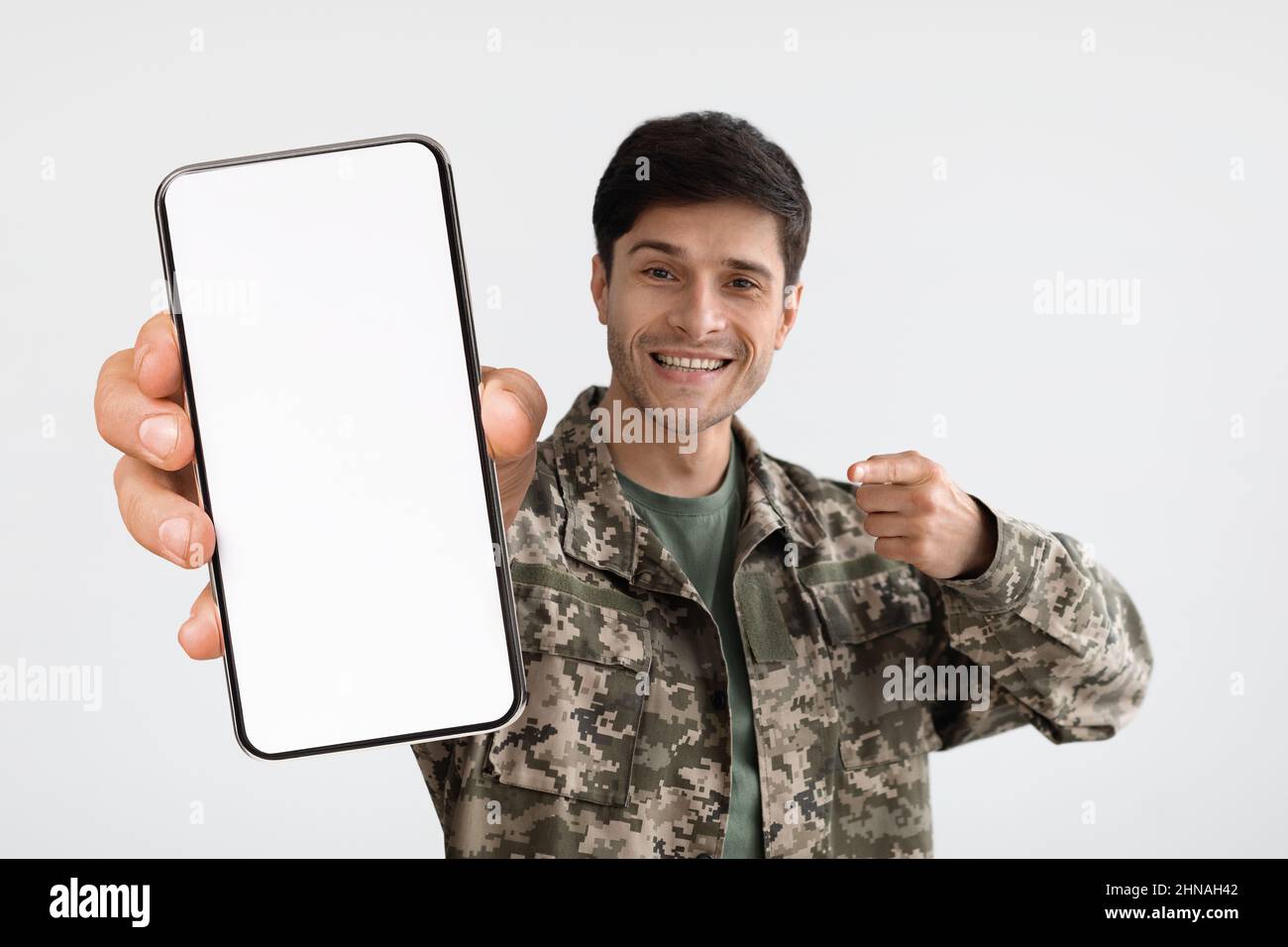 Hand smartphone online special hi-res stock photography and images - Alamy