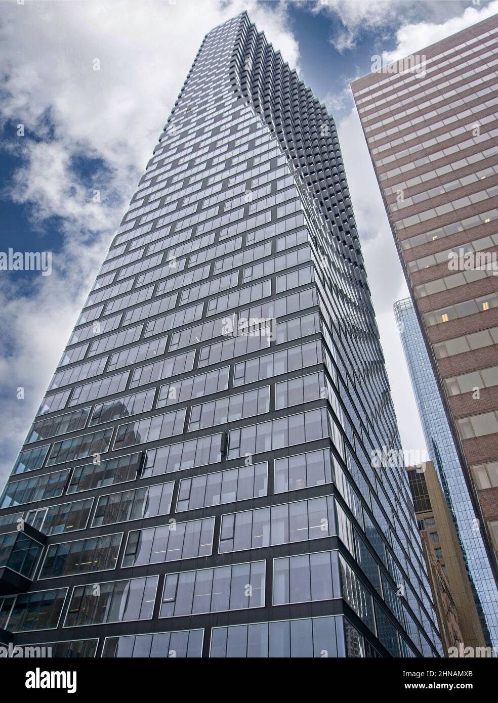 Downtown city windows hi-res stock photography and images - Alamy