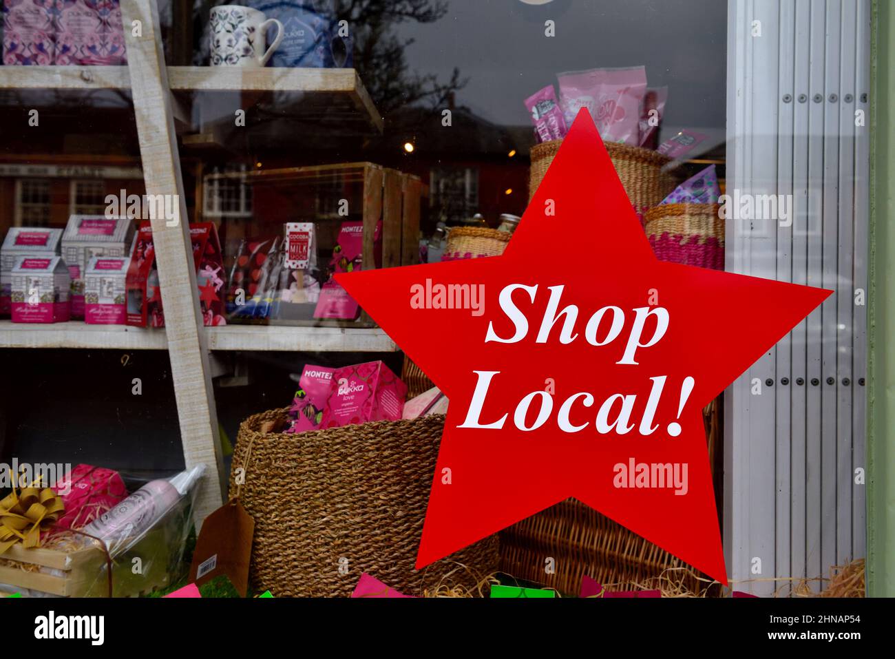 Local shopfront shop hi-res stock photography and images - Alamy