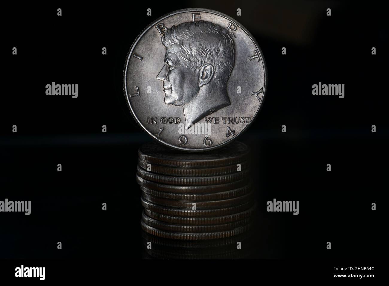 Axial lighting hi-res stock photography and images - Alamy