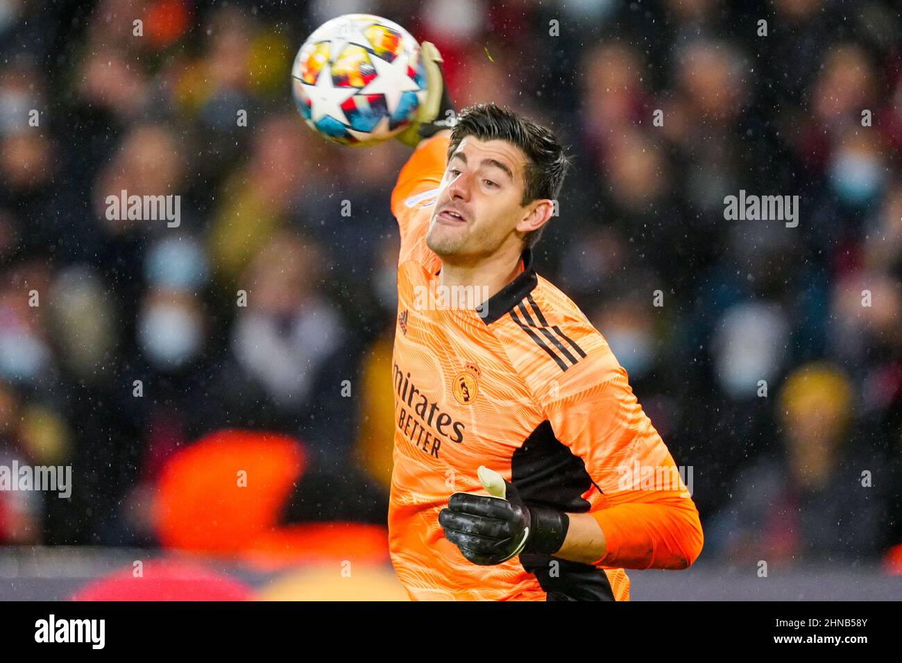 PARIS, FRANCE - FEBRUARY 15: Goalkeeper Thibaut Courtois of Real Madrid ...