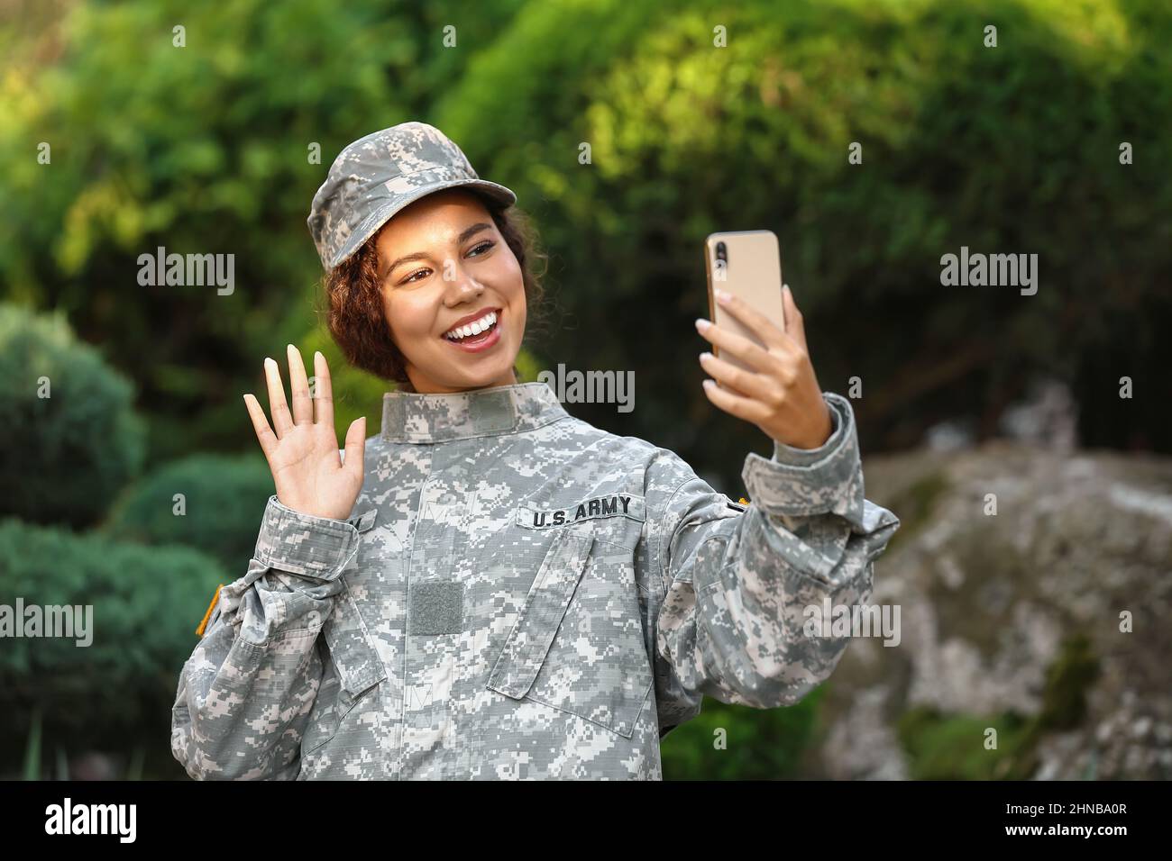 African-American female soldier taking selfie outdoors Stock Photo - Alamy