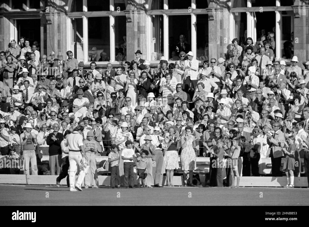 David Hookes (Australia) acknowledges the crowd applause as he ...