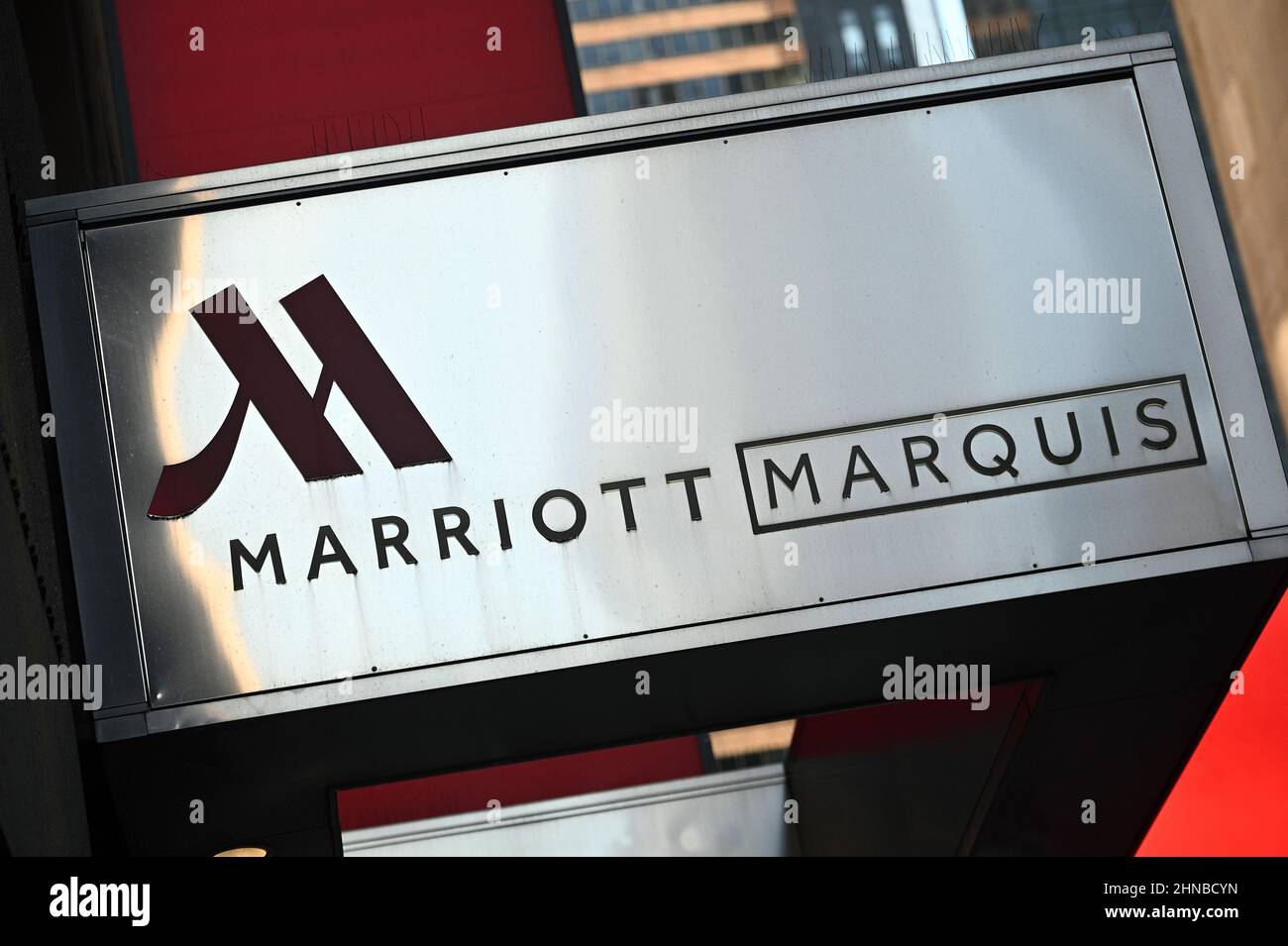 Ny marriott marquis hi-res stock photography and images - Alamy