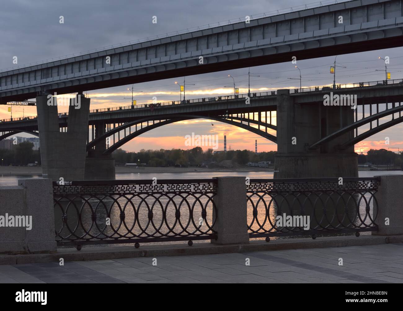 Metro bridge, arched road bridge over the Ob river in Novosibirsk-the ...