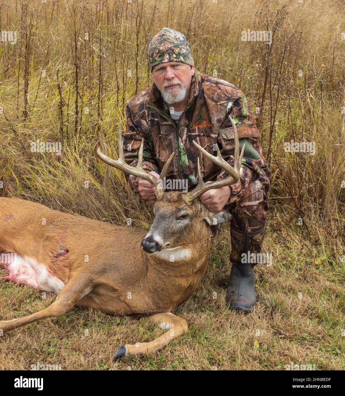 Wisconsin Deer Hunting Logo