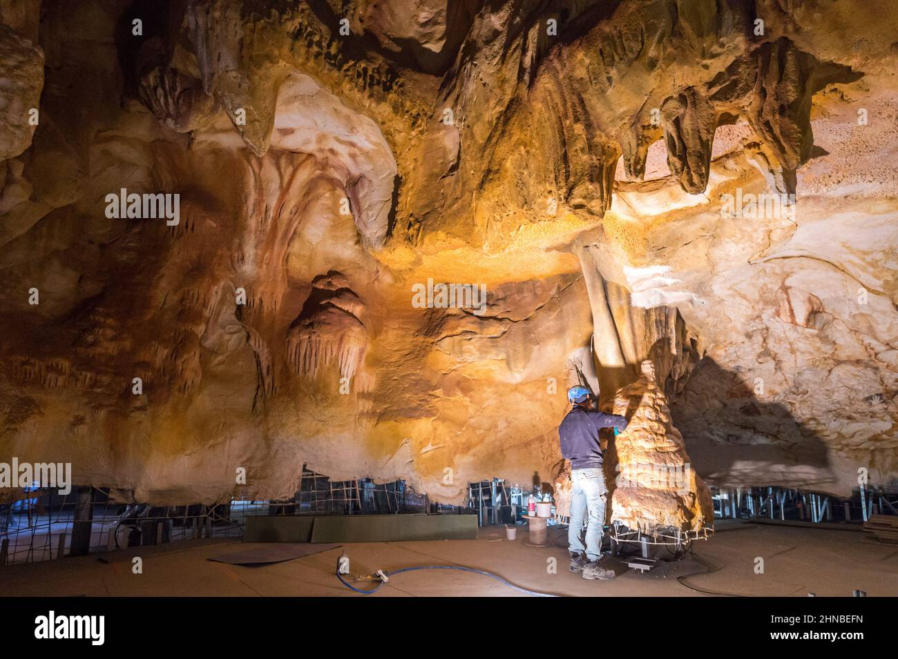 Cosquer cave hi-res stock photography and images - Alamy