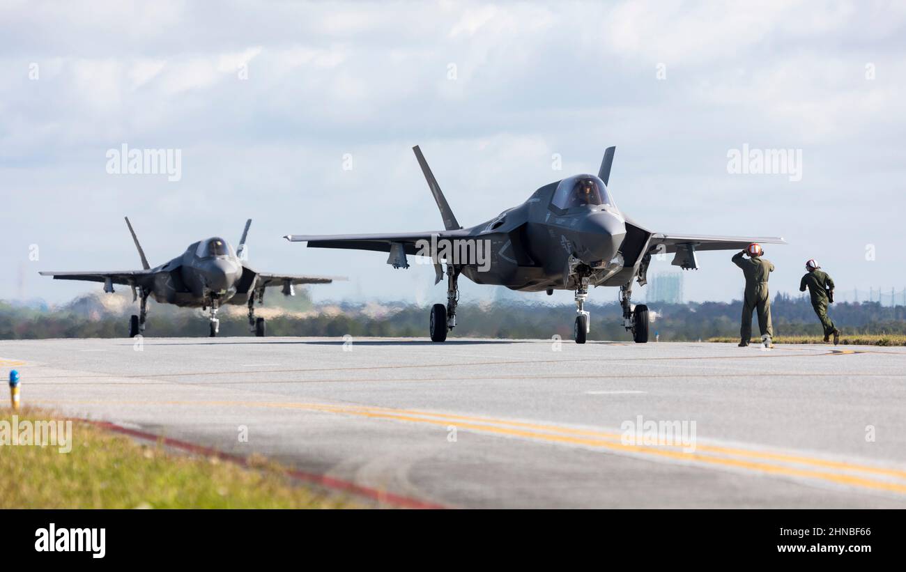 U.S. Marines with Marine Fighter Attack Squadron (VMFA) 121 conduct pre ...