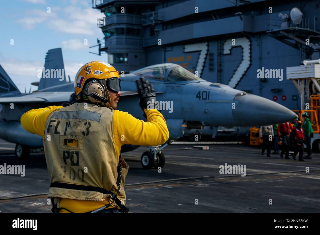 PHILIPPINE SEA (Feb. 15, 2022) U.S. Navy Aviation Boatswain's Mate ...