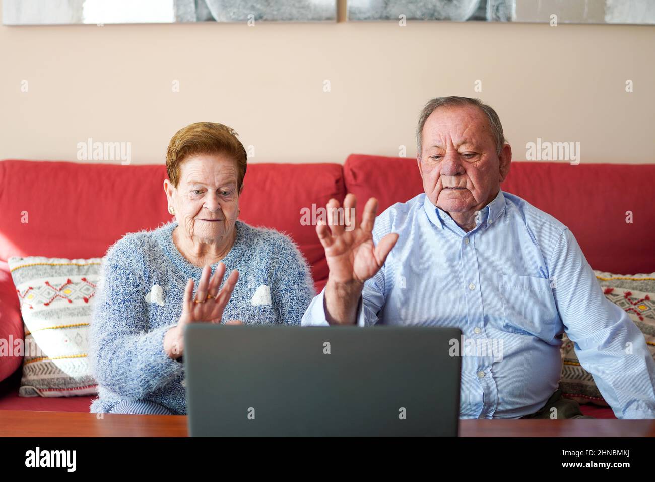 Video call doctor via hi-res stock photography and images - Alamy