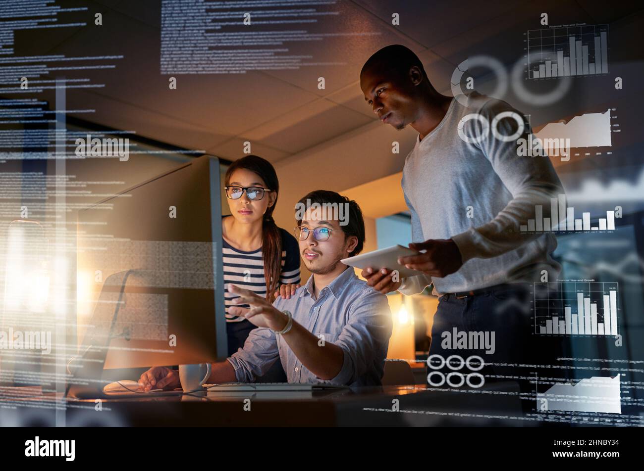 Real time programmers hi-res stock photography and images - Alamy