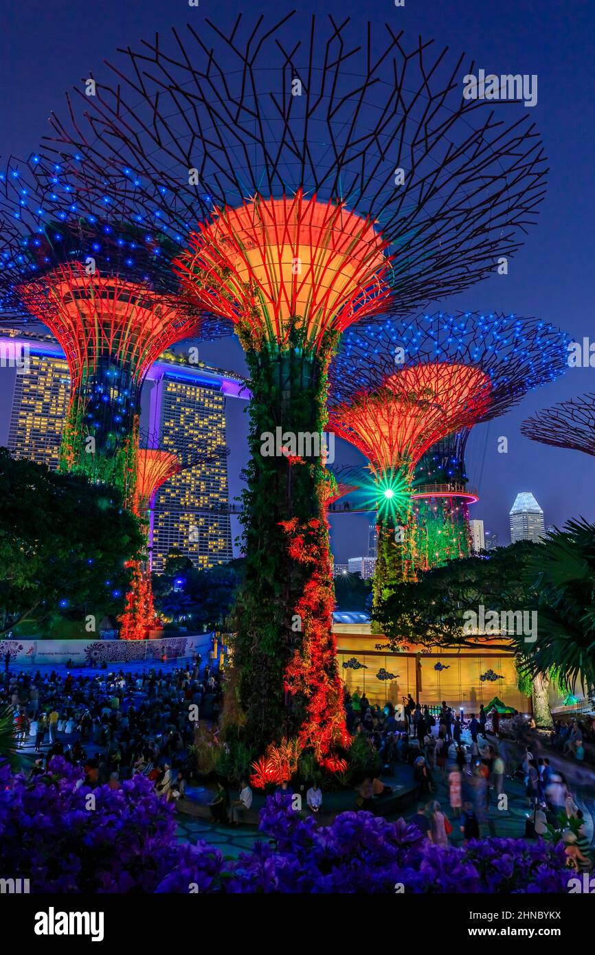 Singapore - September 11, 2019: Garden Rhapsody Light show at sunset at ...