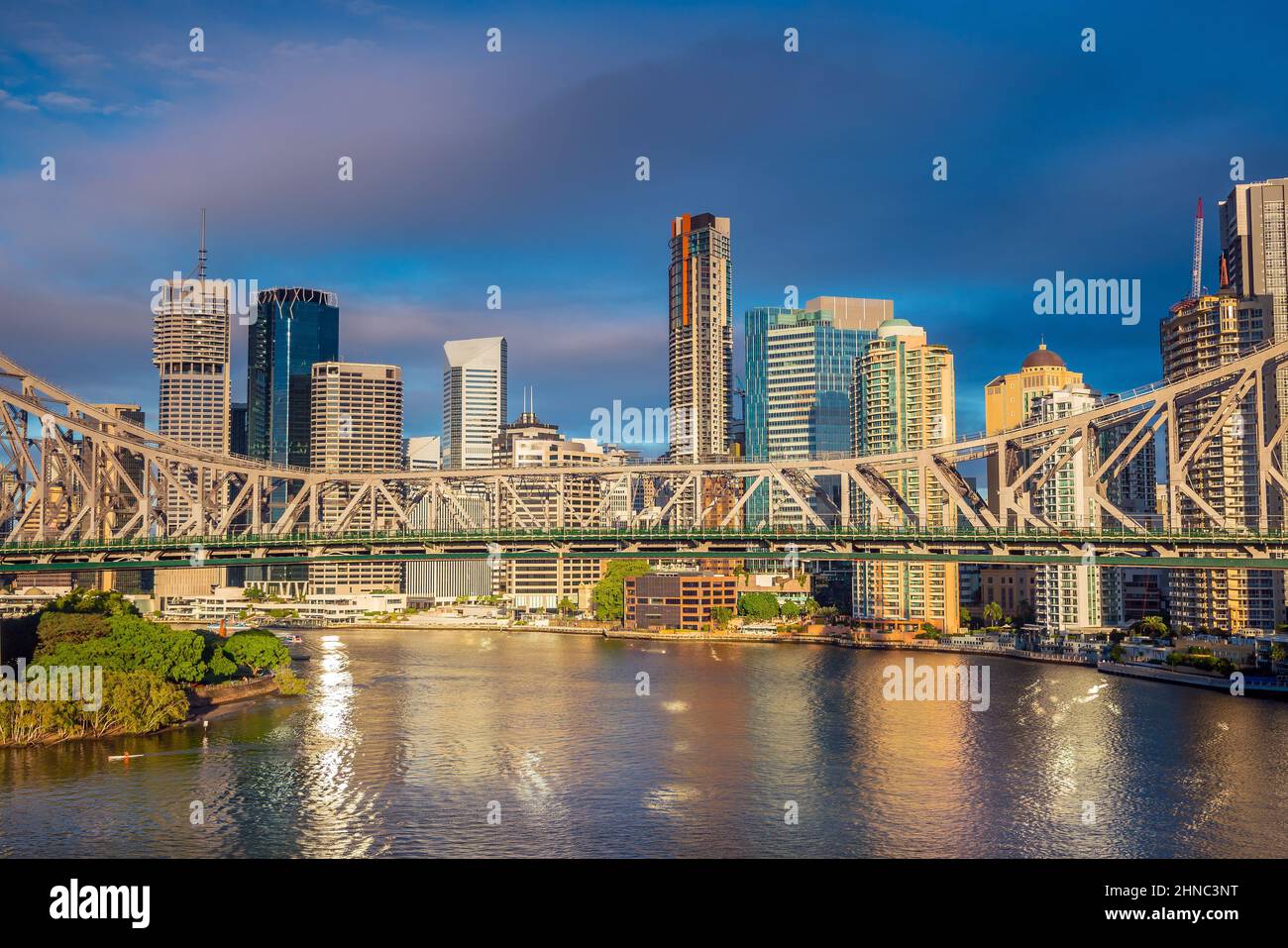 Brisbane city skyline and Brisbane river in Australia Stock Photo - Alamy