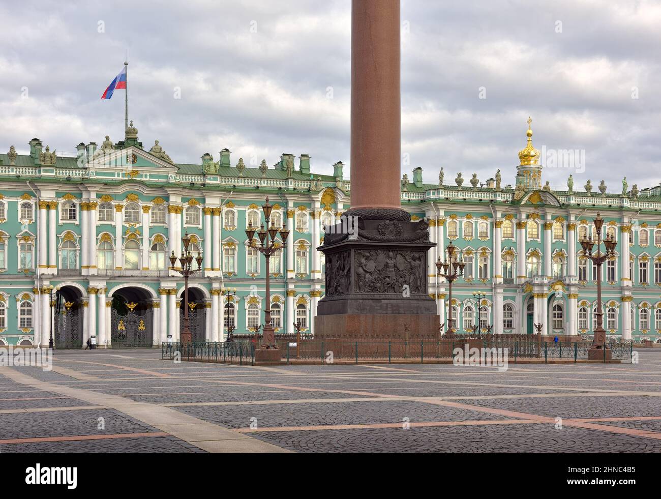 Saint Petersburg/Russia-09.01.2020: Palace square in the morning. View ...