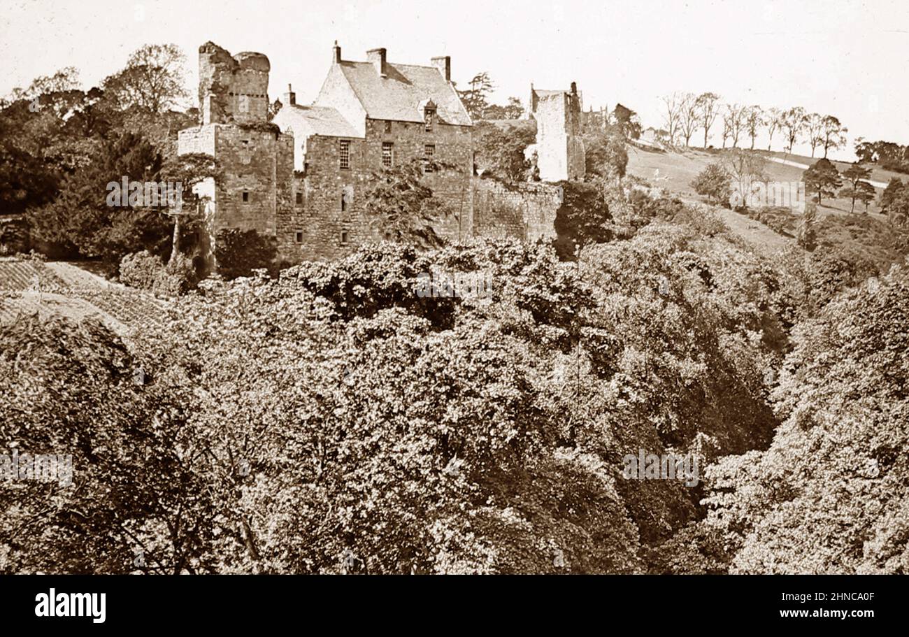 Rosslyn Castle, Scotland, Victorian period Stock Photo - Alamy