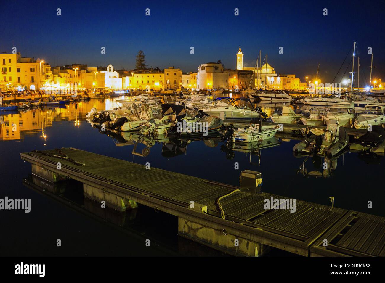 Old port trani puglia italy hi-res stock photography and images - Alamy